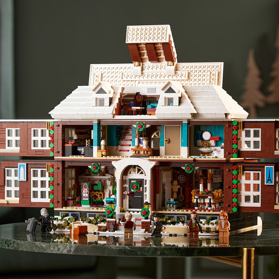 21330 LEGO Ideas Home Alone - Resmi LEGO Store TR